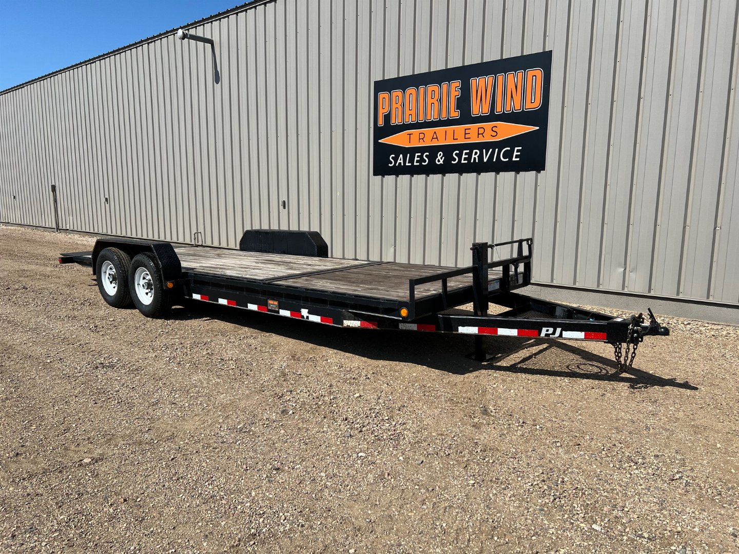 Used 2017 PJ TRAILERS 22' Tiltbed Equipment Trailer | Humboldt South Dakota
